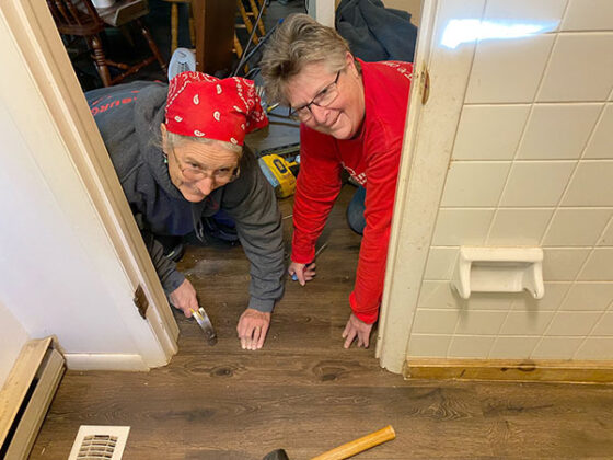 Mid-Atlantic District volunteers work with Brethren Disaster Ministries ...